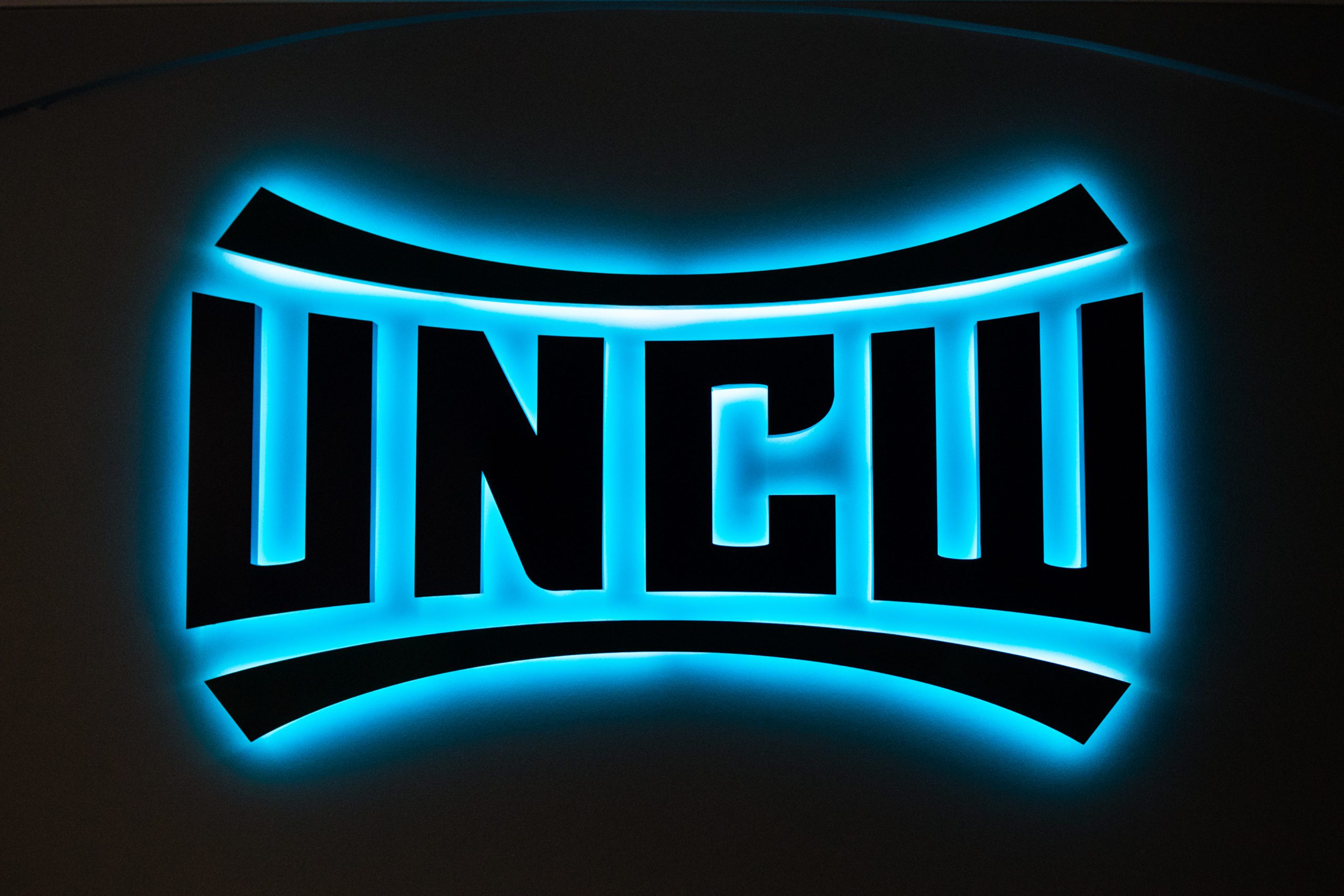 Illuminated Signs - Wilmington, NC | Port City Signs